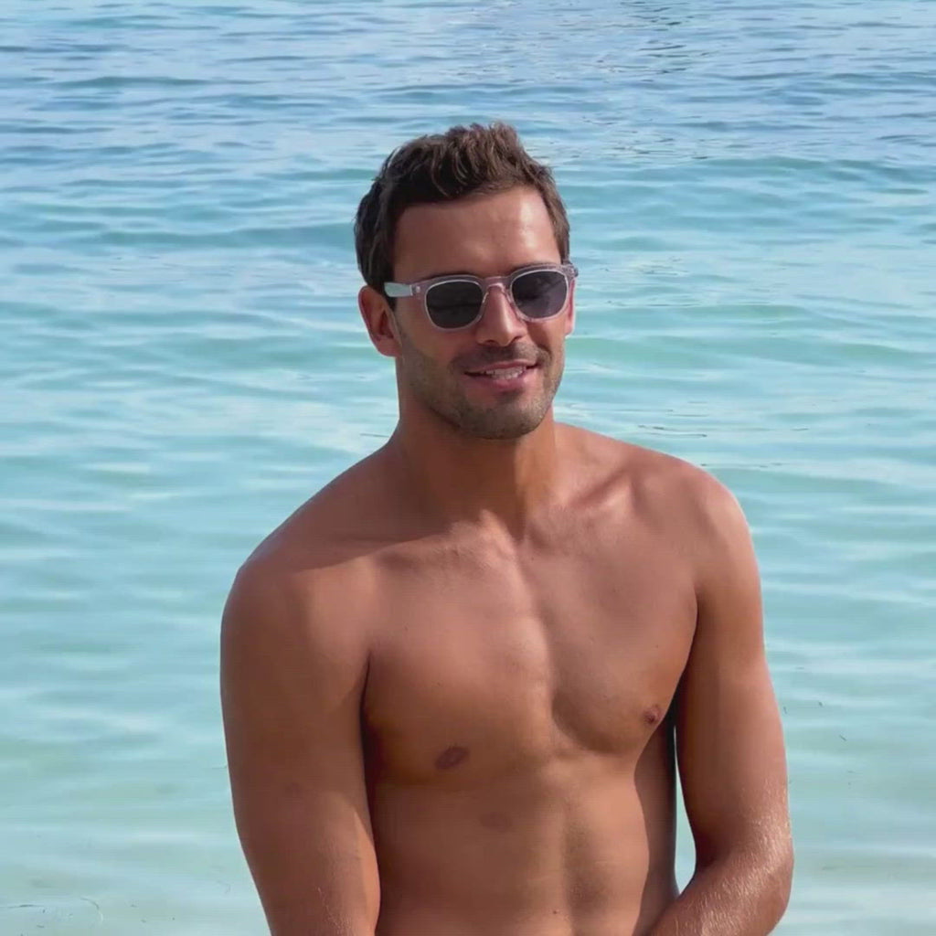 Pizzala / Transparent + Blue