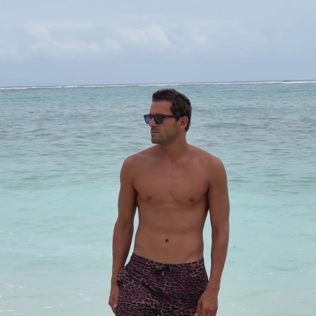 Pizzala / Burgundy + Blue